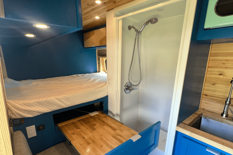 Home - Ventur Custom Vans & Tiny Homes